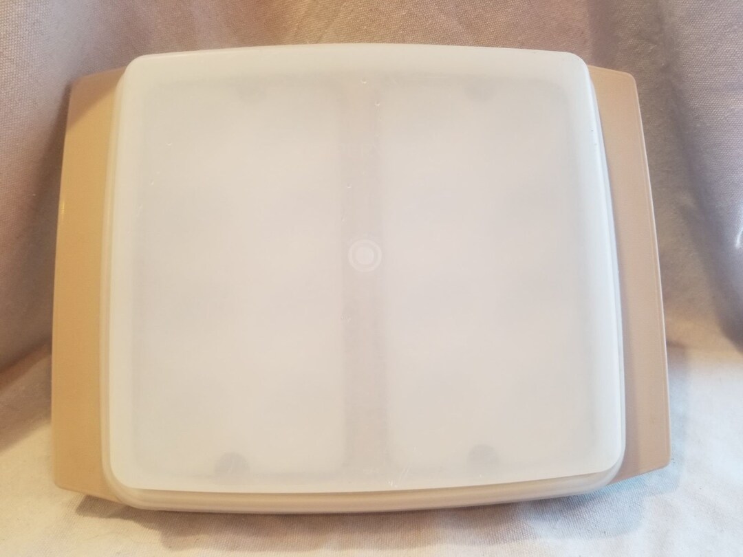 Vintage Tupperware Egg Storage Container: Retro Tan 723-2 With Inserts ...
