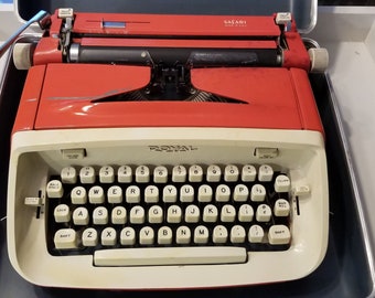 Royal Typewriter With Case - Etsy
