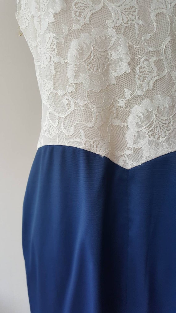 Two Tone Bright White and Navy Full Slip - 36 by Vani… - Gem