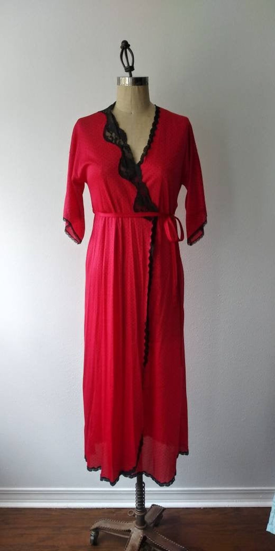 Deep Red Wrap Robe With Black Polka Dots by Vanity Fair - XS Petite - Etsy