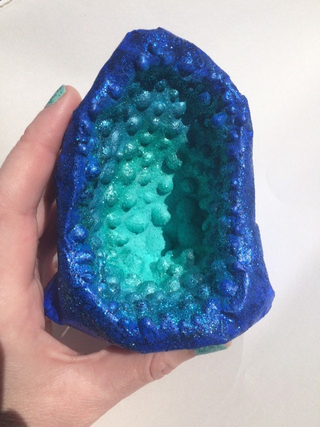Fake Geode Geode Small Sculpture Rock Art Small - Etsy