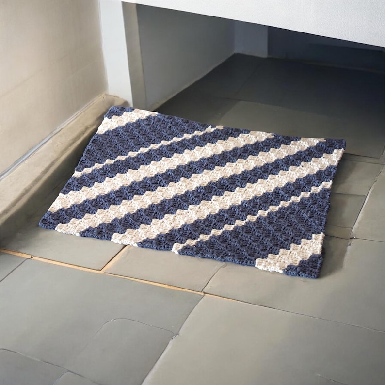 Crochet Rug Pattern PDF | Easy Diagonal Stripe Shell Stitch - Etsy