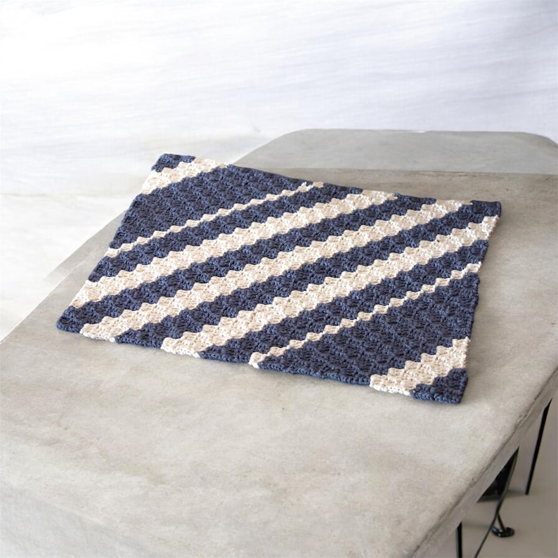 Crochet Rug Pattern PDF | Easy Diagonal Stripe Shell Stitch - Etsy