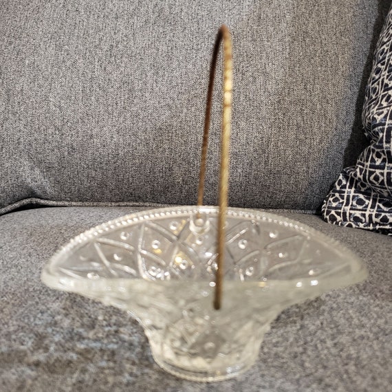 Avon Clear Basket Dish by Dazzle & Lace | Catch My Party