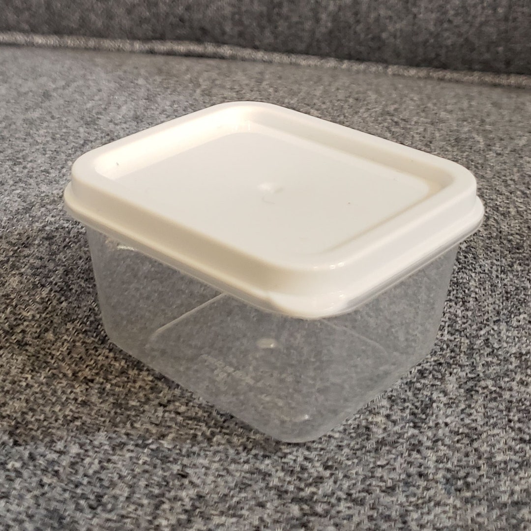 Mini Plastic Containers - Pack of THREE - Etsy