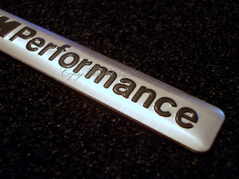 BMW M PERFORMANCE Crest Badge Emblem Blason Wappen in ALUMINUM Sticker ...