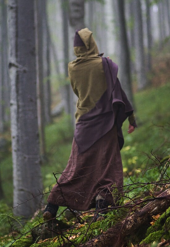 Forest Elven Shawl Robe With Brooch and Elf Gloves - Etsy