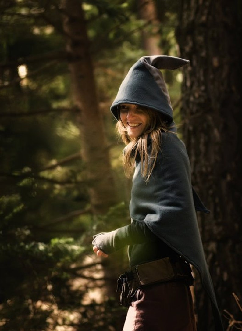 Forest Grey Elven Shawl Robe With Brooch and Elf Gloves - Etsy Canada