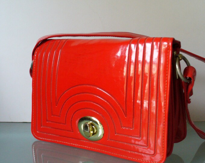 Vintage Mod Candy Apple Red Patent Leather Purse - Etsy