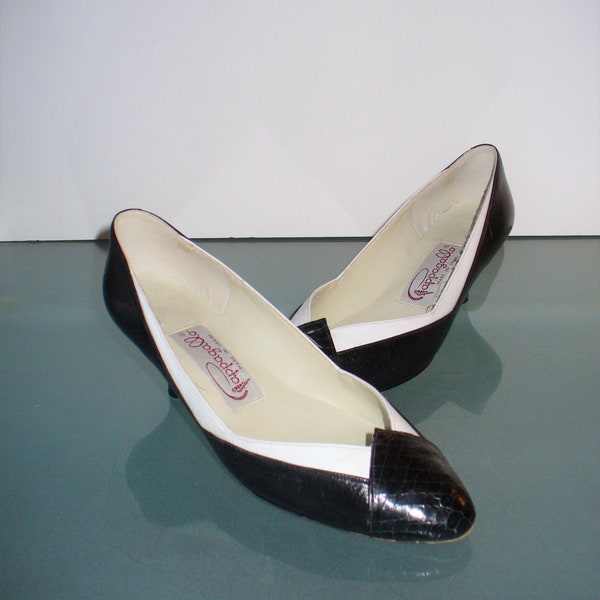 Spectator Pumps - Etsy