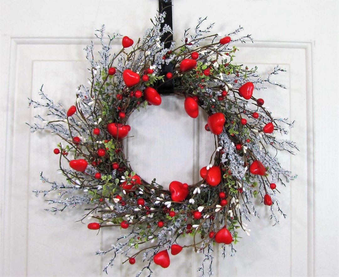 Winter Valentine Day Berry Heart Wreath Valentines Red Heart Berry ...