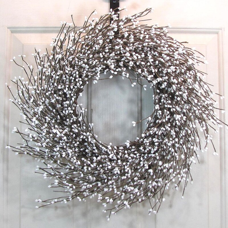 White Berry Wreath - Etsy