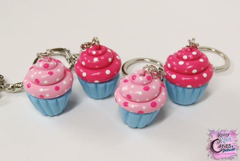 Cupcake Keychain HANDMADE - Etsy