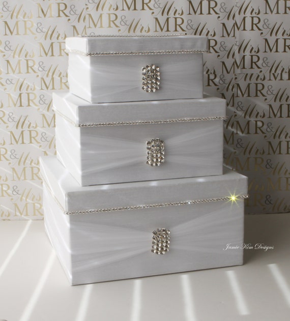 Bling wedding card box | Beachweddingtips.com