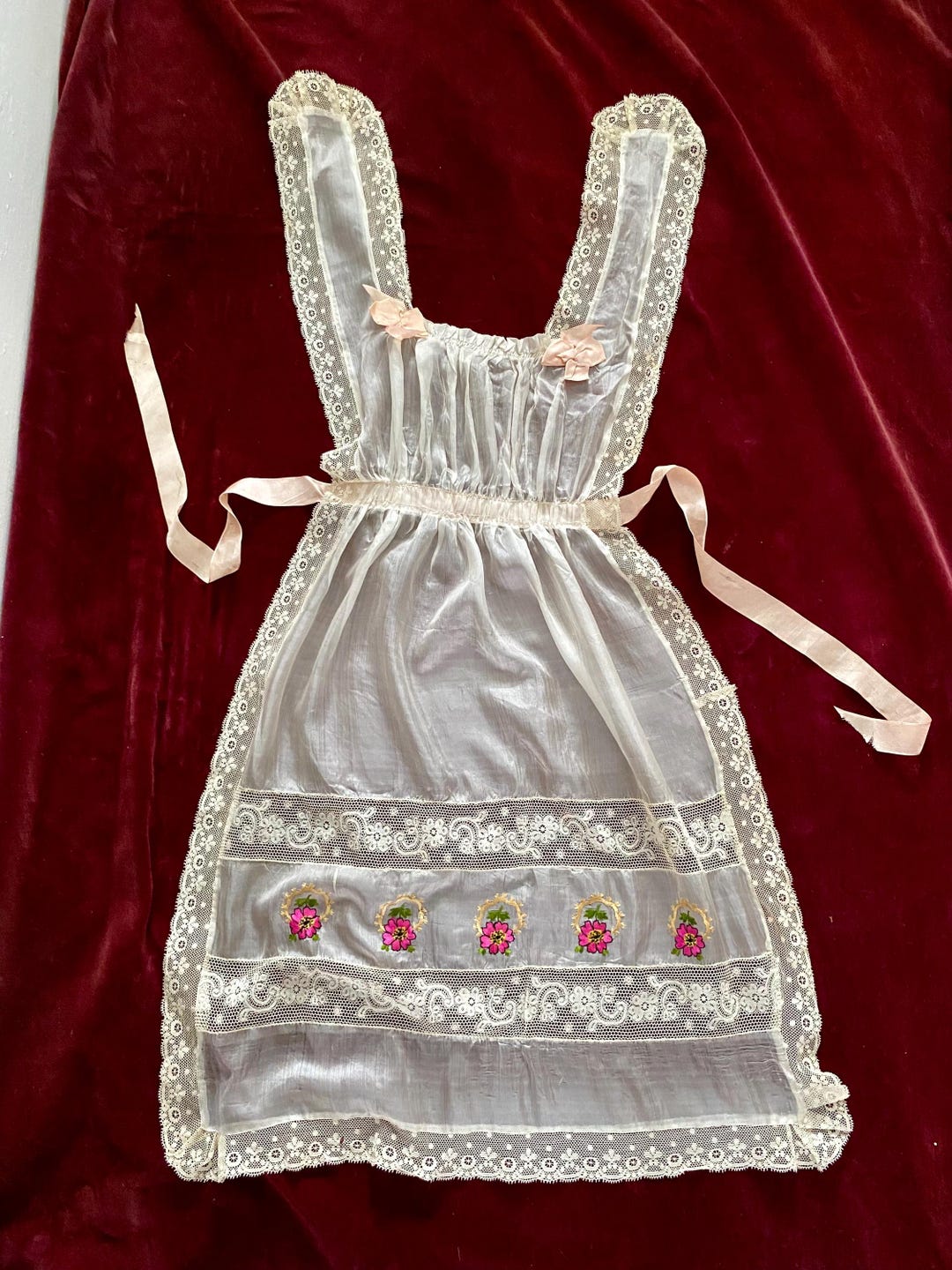 Antique WWI Era French Silk Apron, Valenciennes Lace Trim, Hand ...