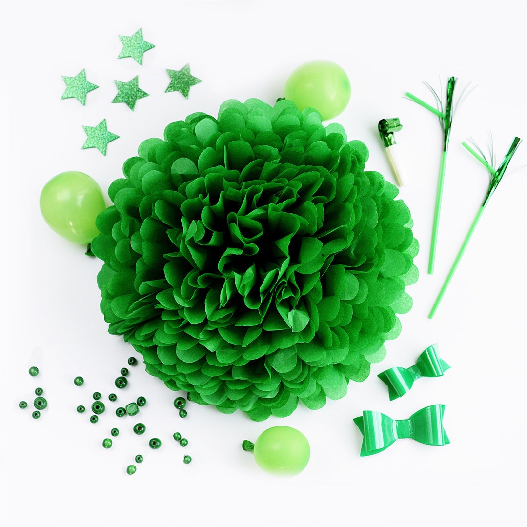 Kelly Green Paper Pom Pom Party Decorations Various Sizes for Wedding ...