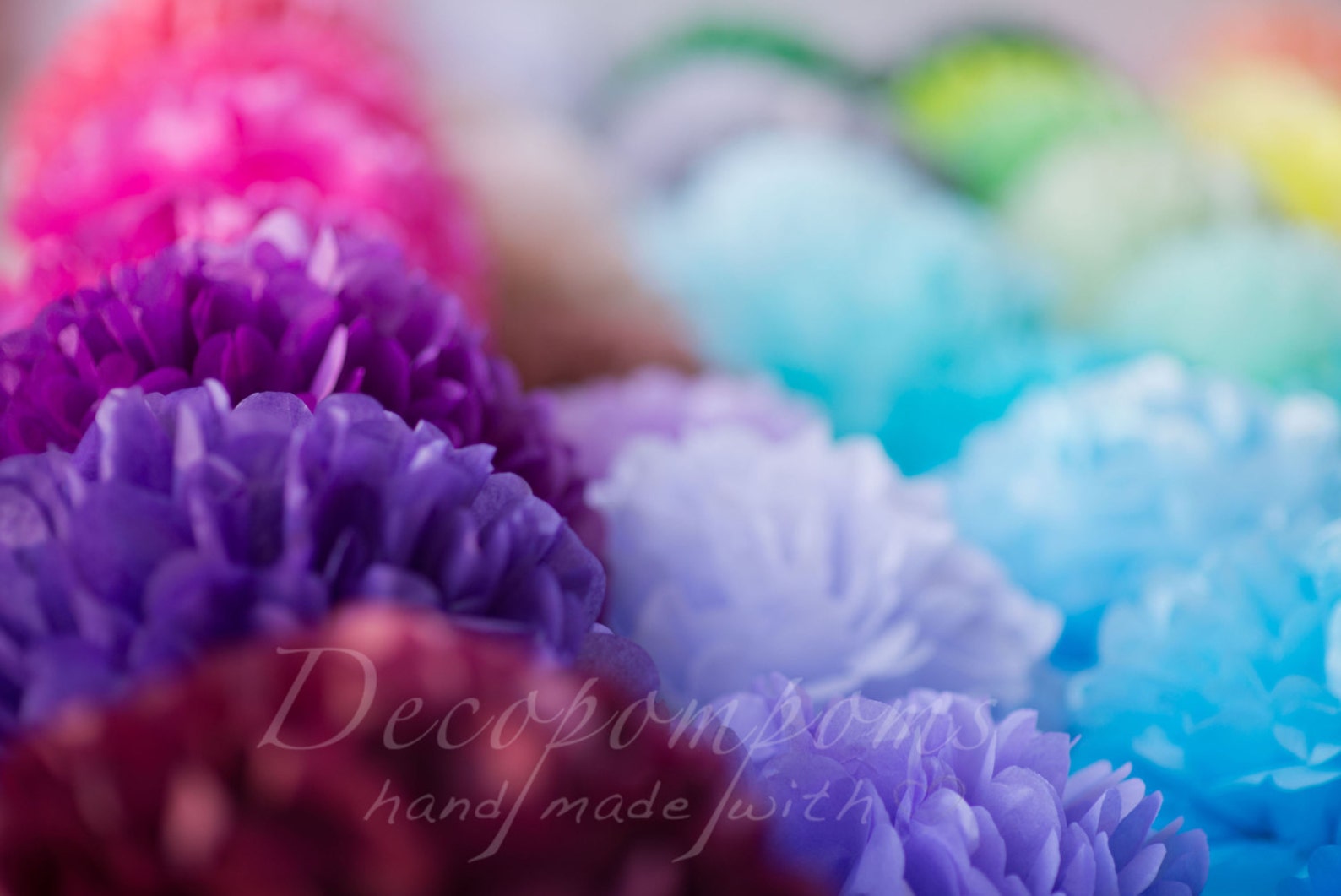 Tissue Paper Pom Pom Set Of 30 Wedding Paper Pom Poms Etsy tissue-paper-pom-pom-set-of-30-wedding-paper-pom-poms-etsy