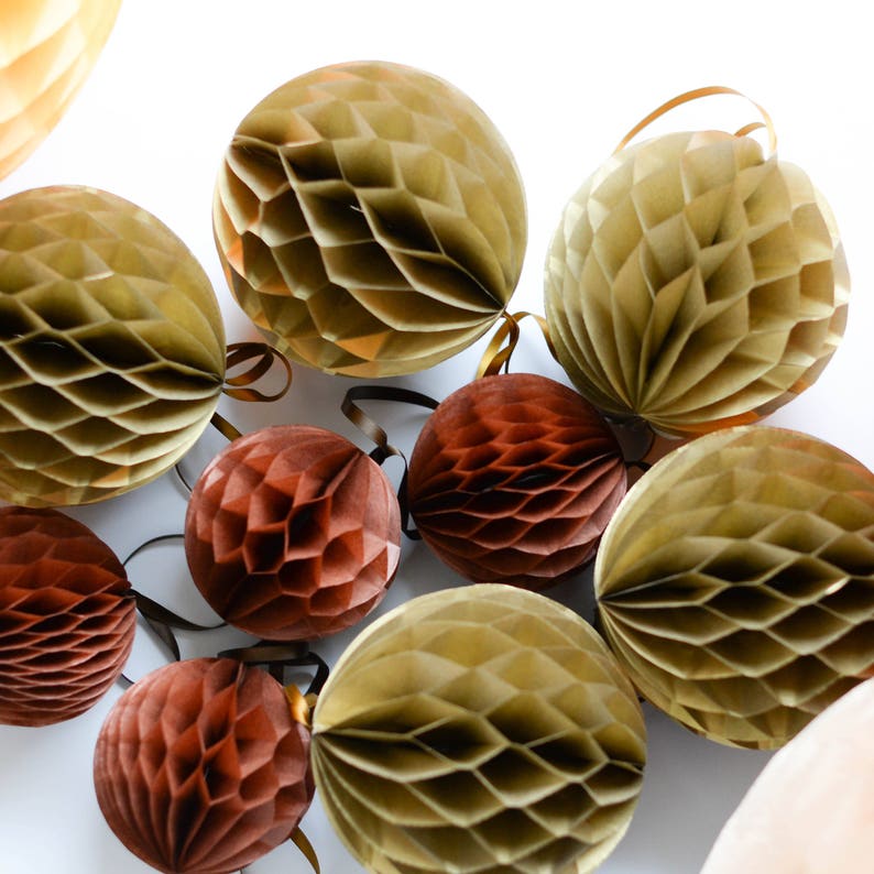 Paper Christmas Tree Decoration | Honeycomb Balls | New Year Decoration ...