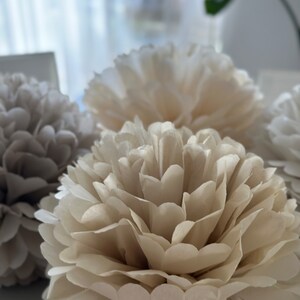 Pom Pom Set of 16 Neutral Colours Tissue Paper Pom Poms Beige Taupe ...