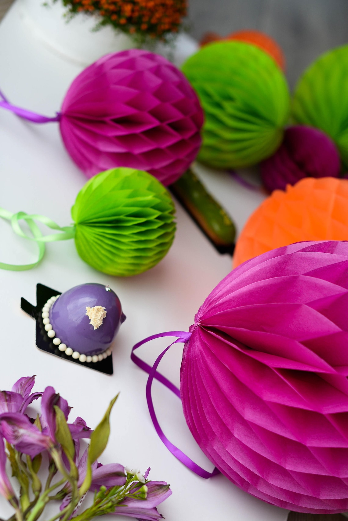 Paper Honeycomb Pom Poms Set of 8 Birthday Decoration S - Etsy