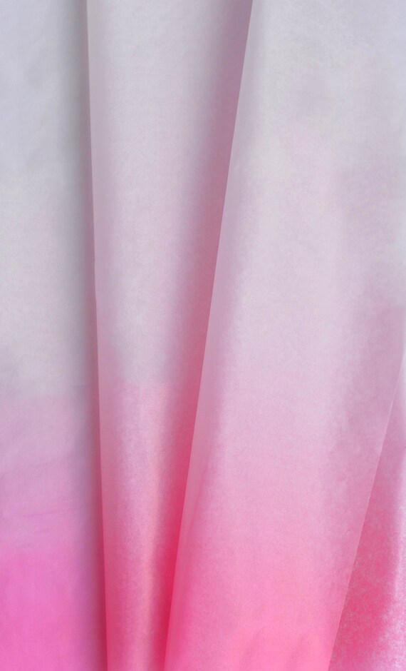 Ombre pink tissue paper sheets | Pink gift wrapping paper - premium ...