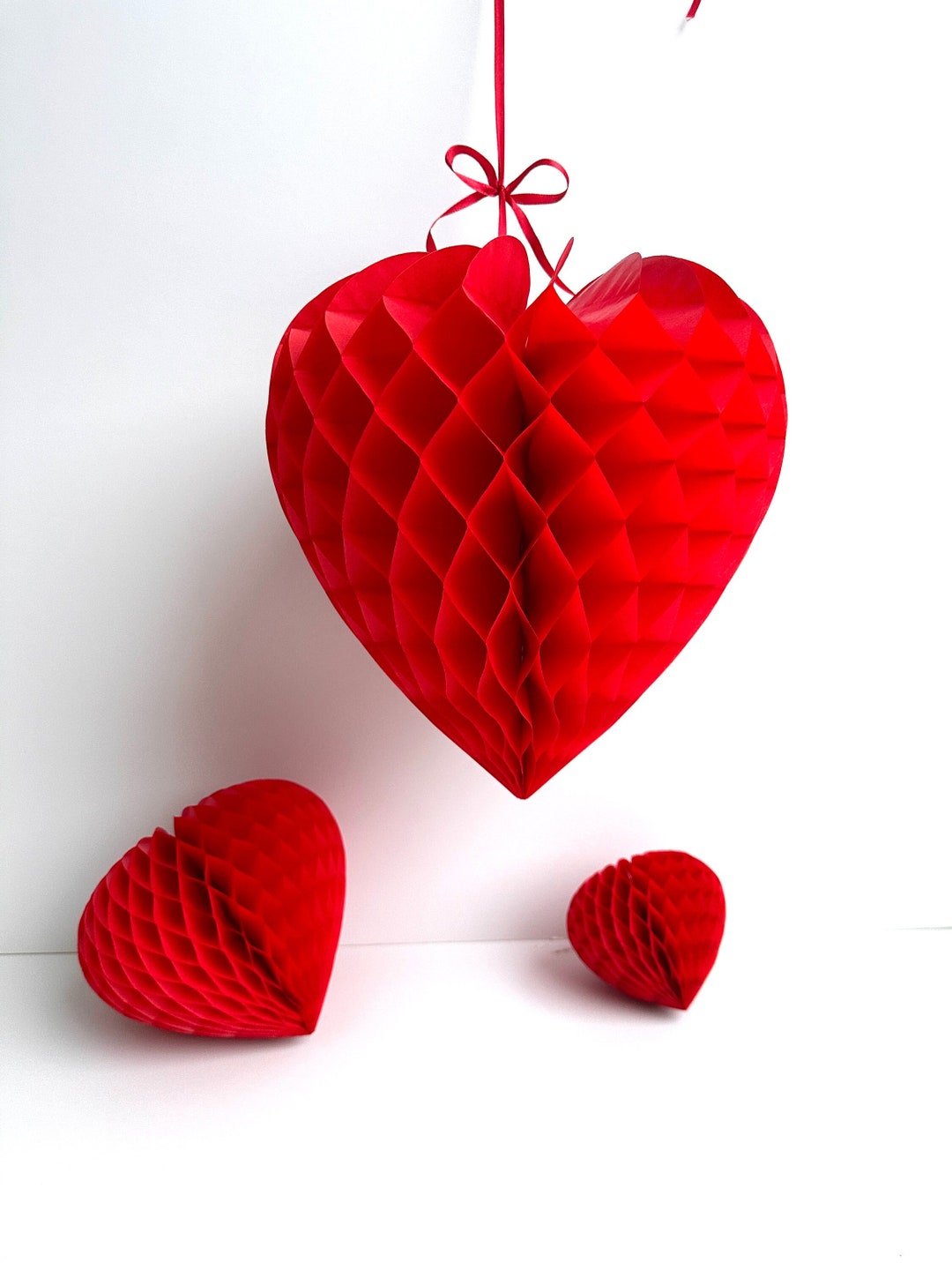 Red Paper Honeycomb Hearts: Party Decorations, Set of 3 - Etsy