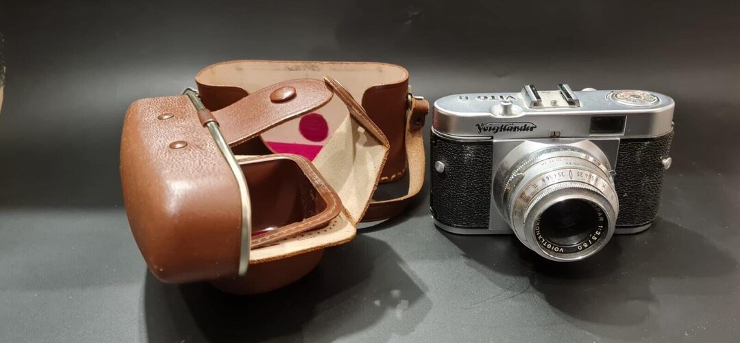 Thebidder Presents: Voigtlander Vito B Camera Set 50mm F 2.8 Skopar ...