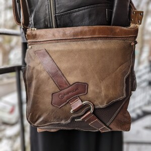 Sac De Cuir Italien Souple Brun. Bourse De Cuir Rustique. Bandoulière ...