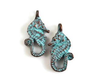 Seahorse bead | Etsy