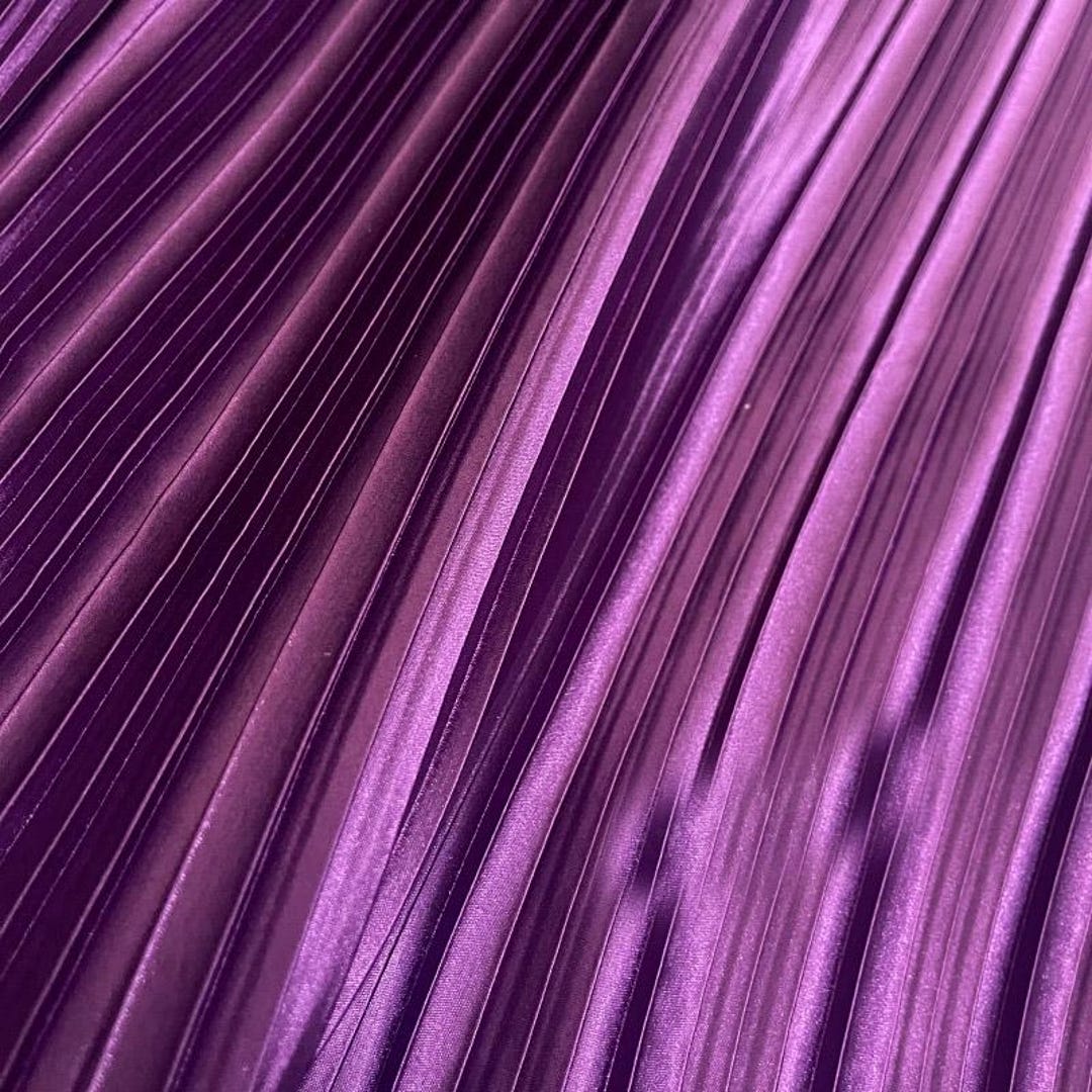 1.5 Meters Wide Dark Purple Flowing Pleat Ruffle Fabric Performance ...