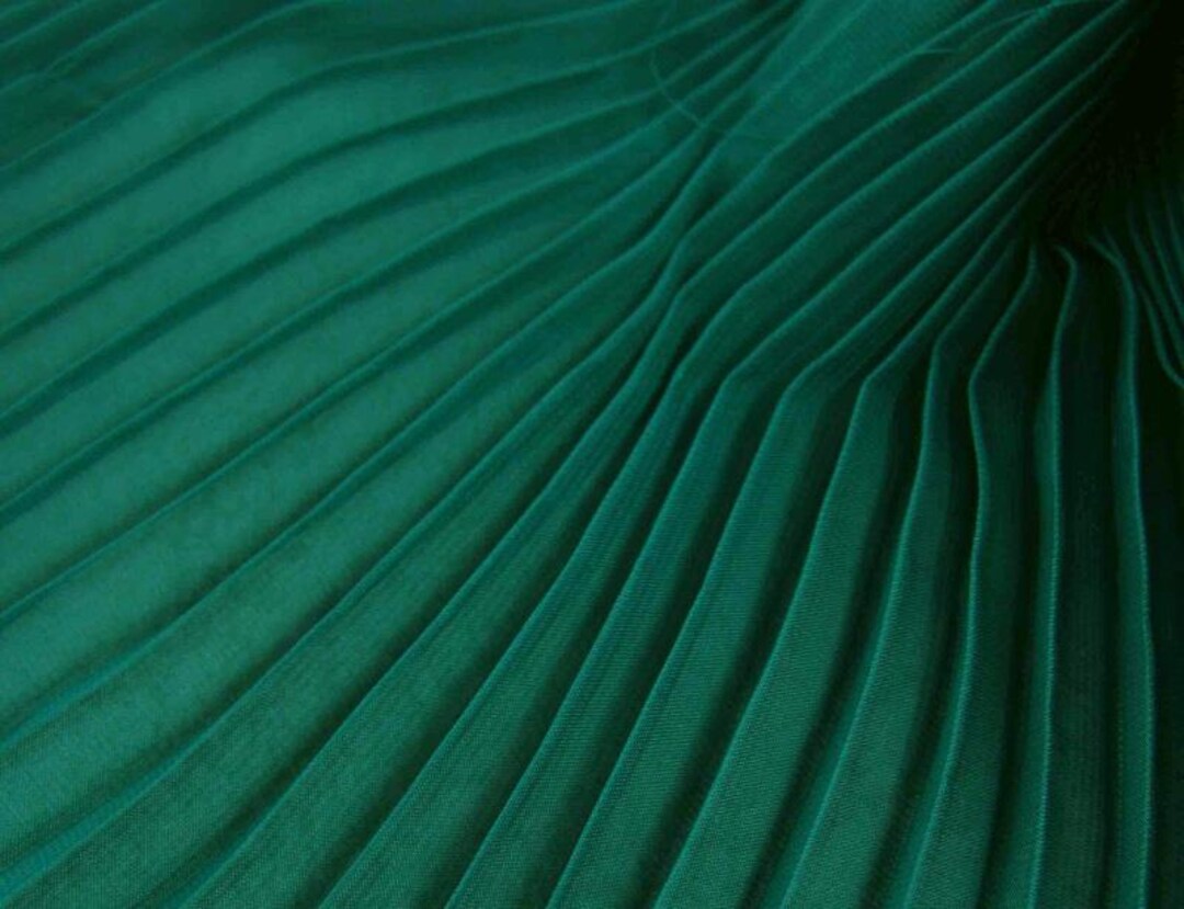 1.5 Meters Wide Dark Green Chiffon Ruffle Pleat Wrinkle Fabric Party ...