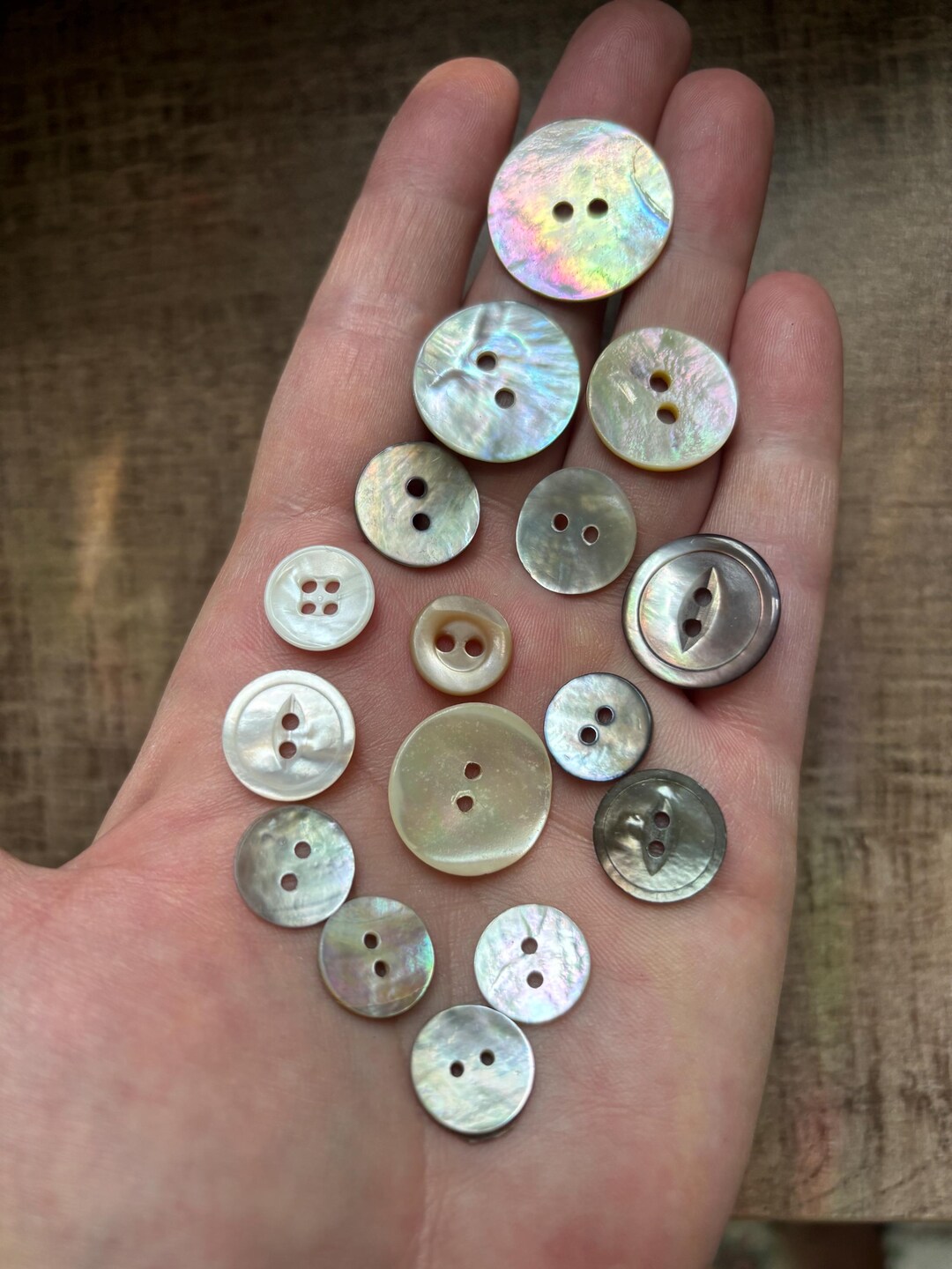 Lot of 30 Vintage & Antique Shell Buttons for Sewing, Crafting or ...