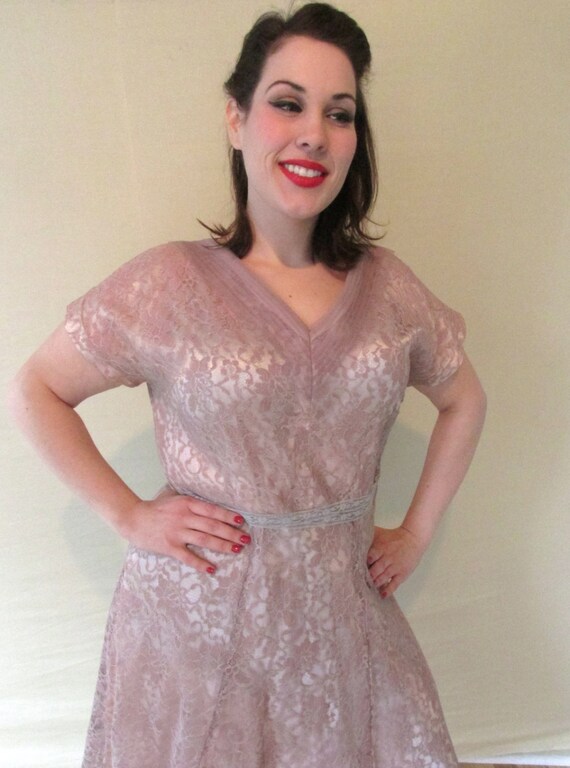 Vintage Pink 1950s Short Lace Wedding Dress/ Alternat… - Gem