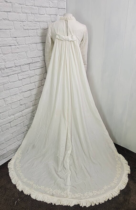 60s ivory Velvet Regency Style wedding Dress detachab… - Gem