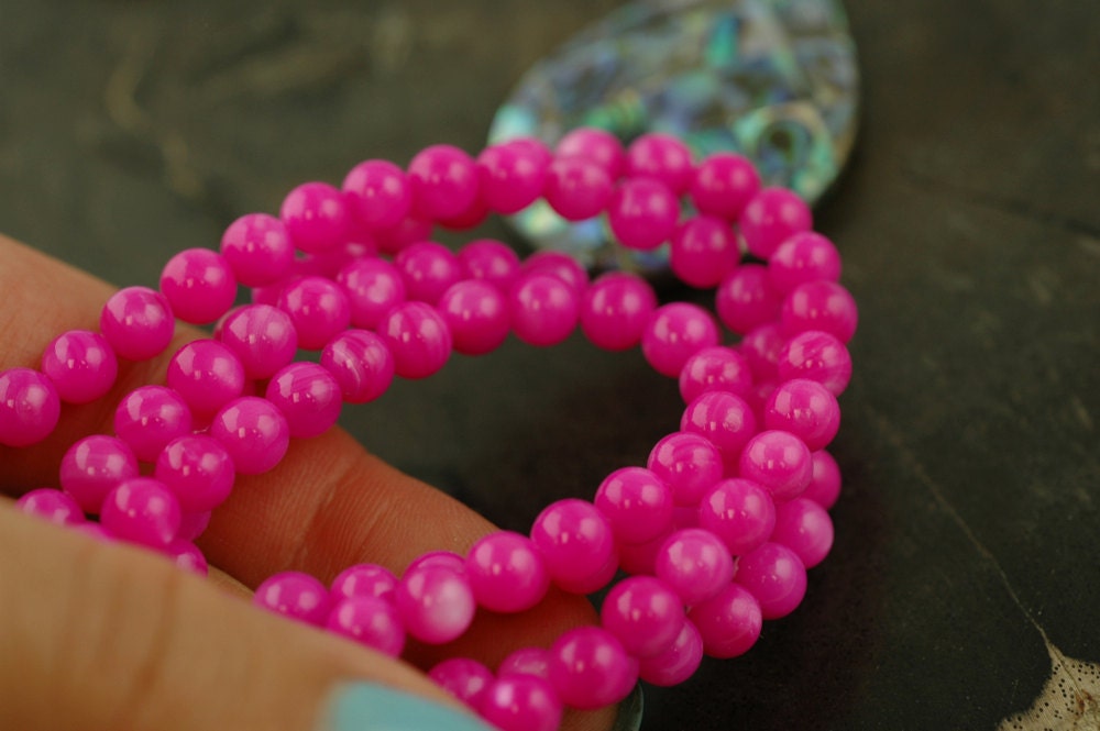 Bright Pink Gumballs : Fuschia Color, Mother of Pearl Round Beads, 5 ...