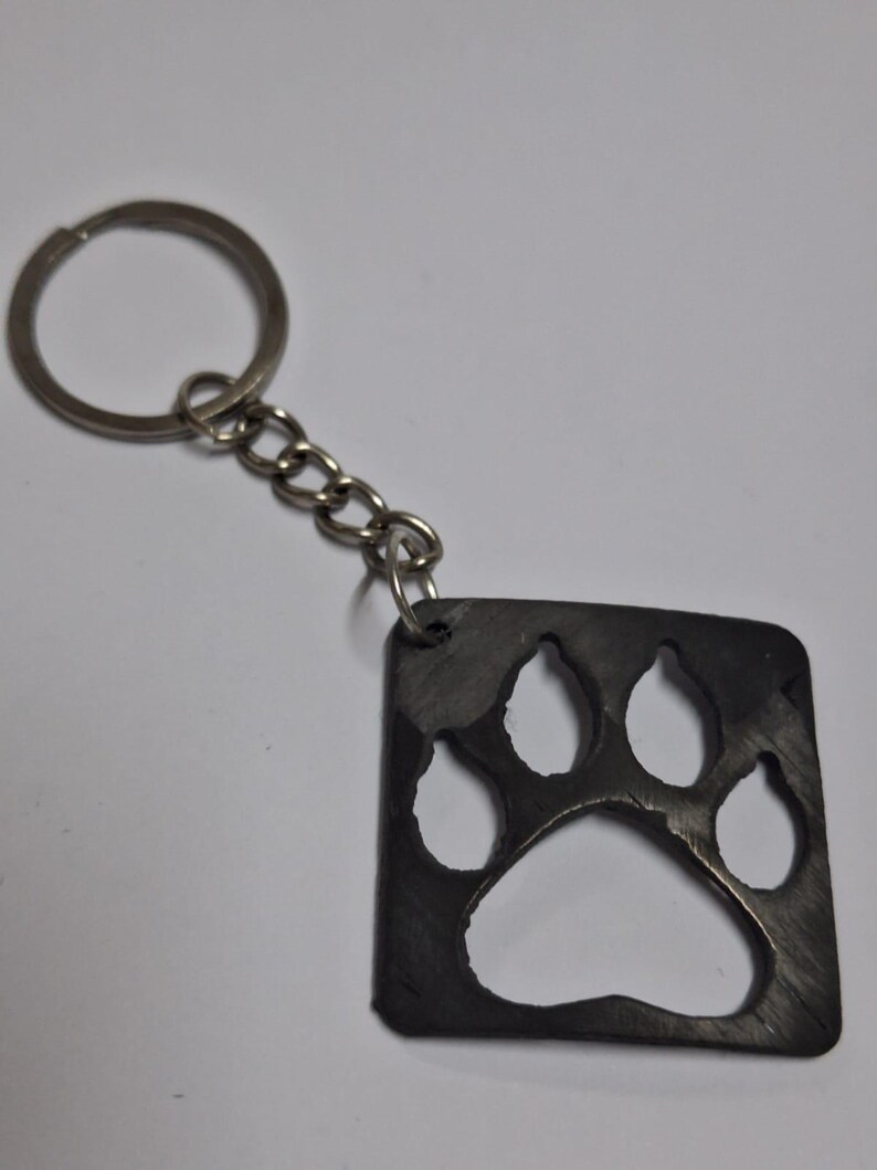 Carbon Fiber Paw Keychain – Handmade Pet Paw Key Ring - Etsy