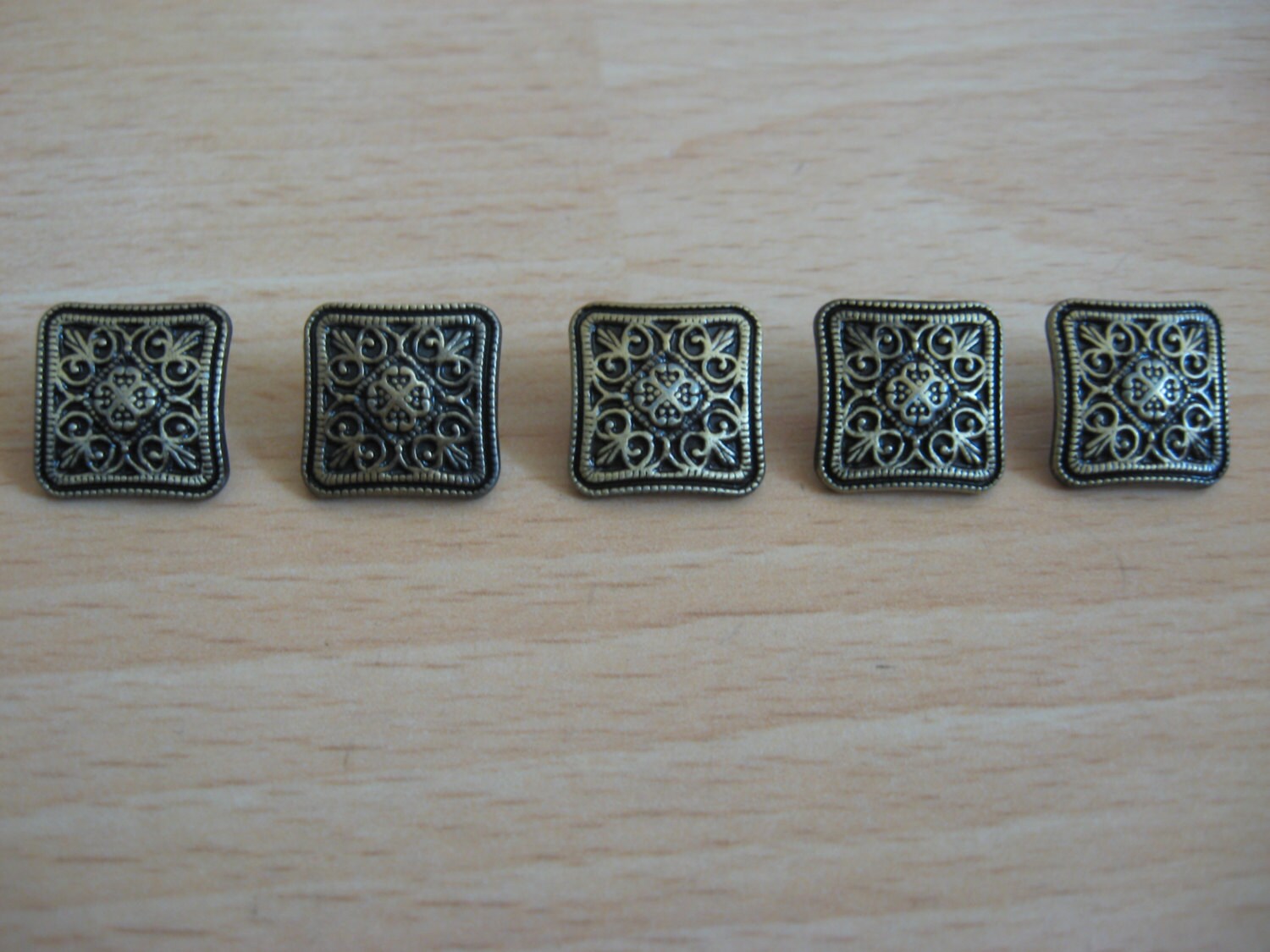 Metal Buttons X5, Antique Gold or Antique Silver Colour, Buttons,metal ...