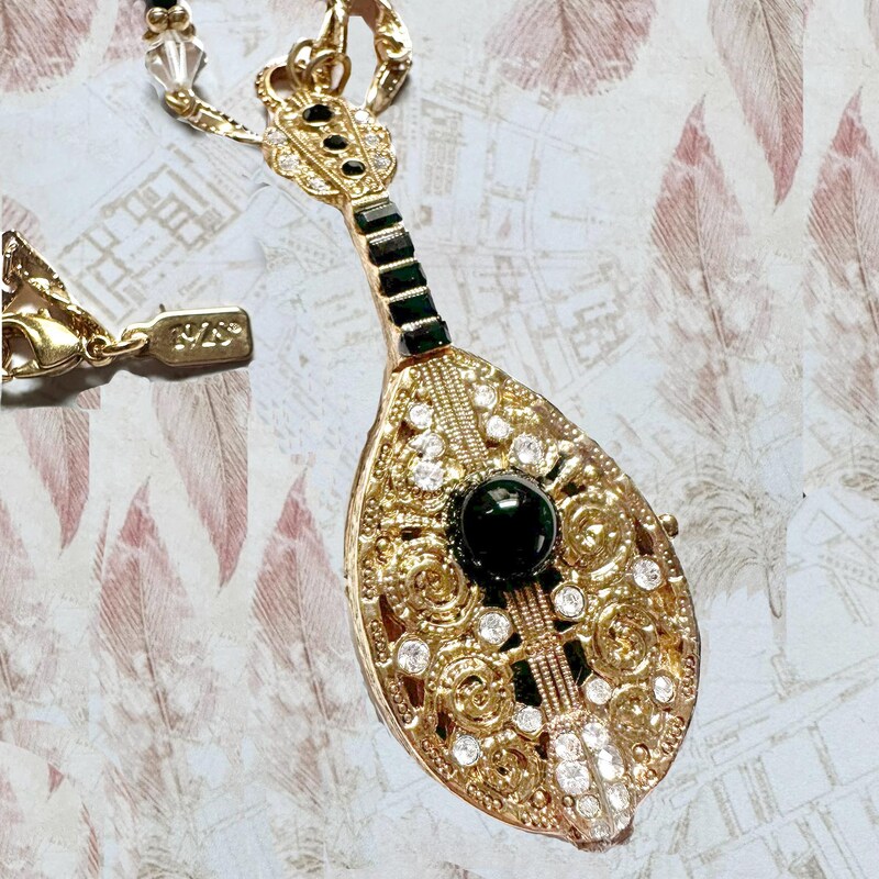 Musical Locket - Etsy