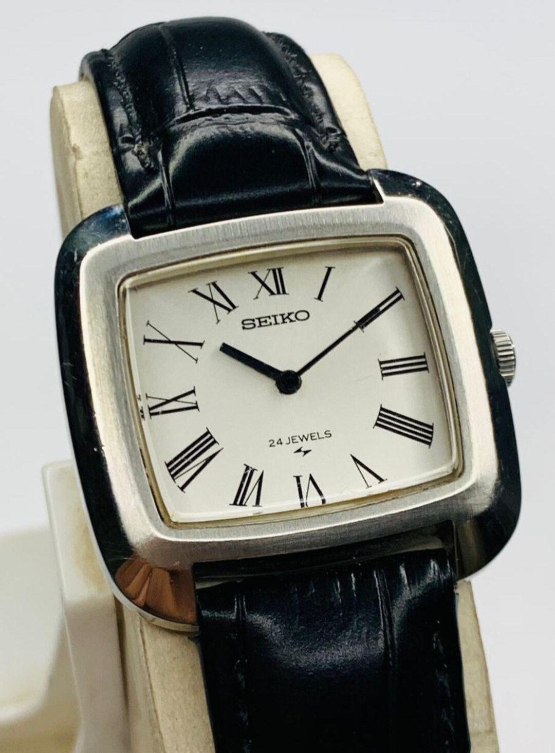 Vintage Seiko Chariot 24 Jewels 2559-7000 Men's Hind Winding Watch - Etsy