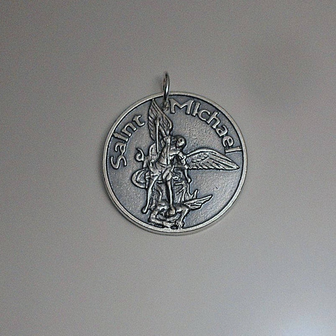 Saint Michael Archangel Medal Necklace - Etsy