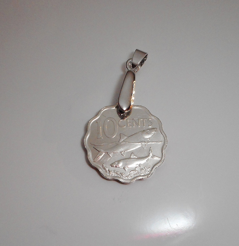 Bahamas Coin Pendant - Etsy
