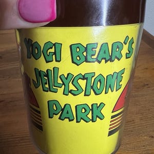 Vintage 1983 Yogi Bear Jellystone Park Plastic Mugs Set of 2 Hanna ...