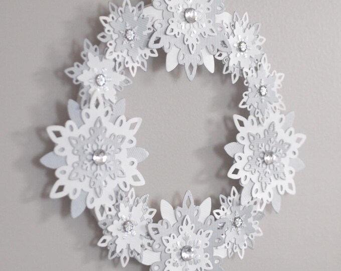 Paper Snowflakes Wreath Snow White Winter Wreath Silver Holiday Wedding ...