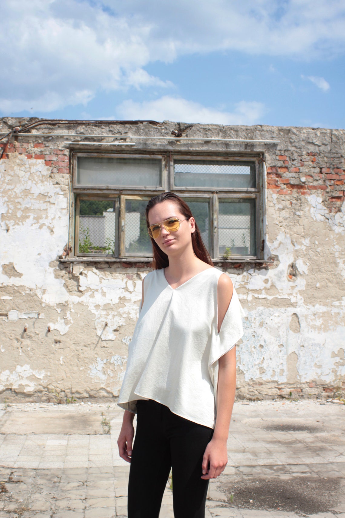 Minimalist Top 6-in-1 Ivory White Ruffle Blouse Zero-waste - Etsy