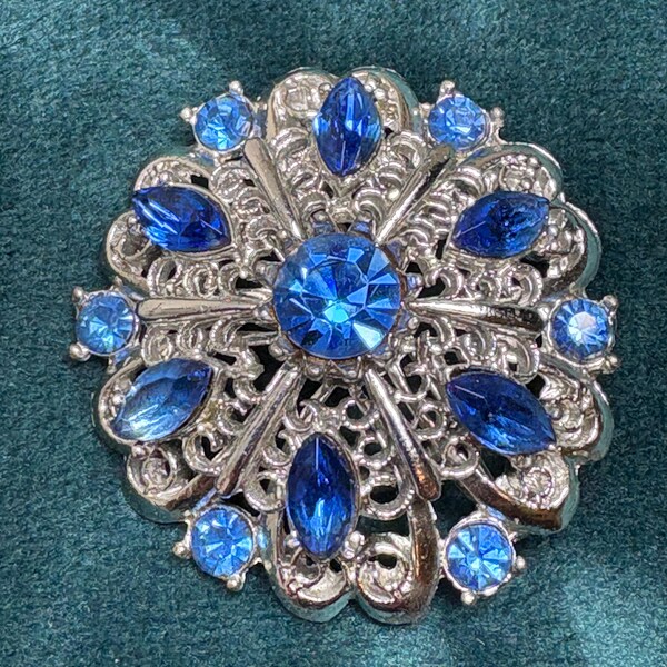 Blue Brooch - Etsy