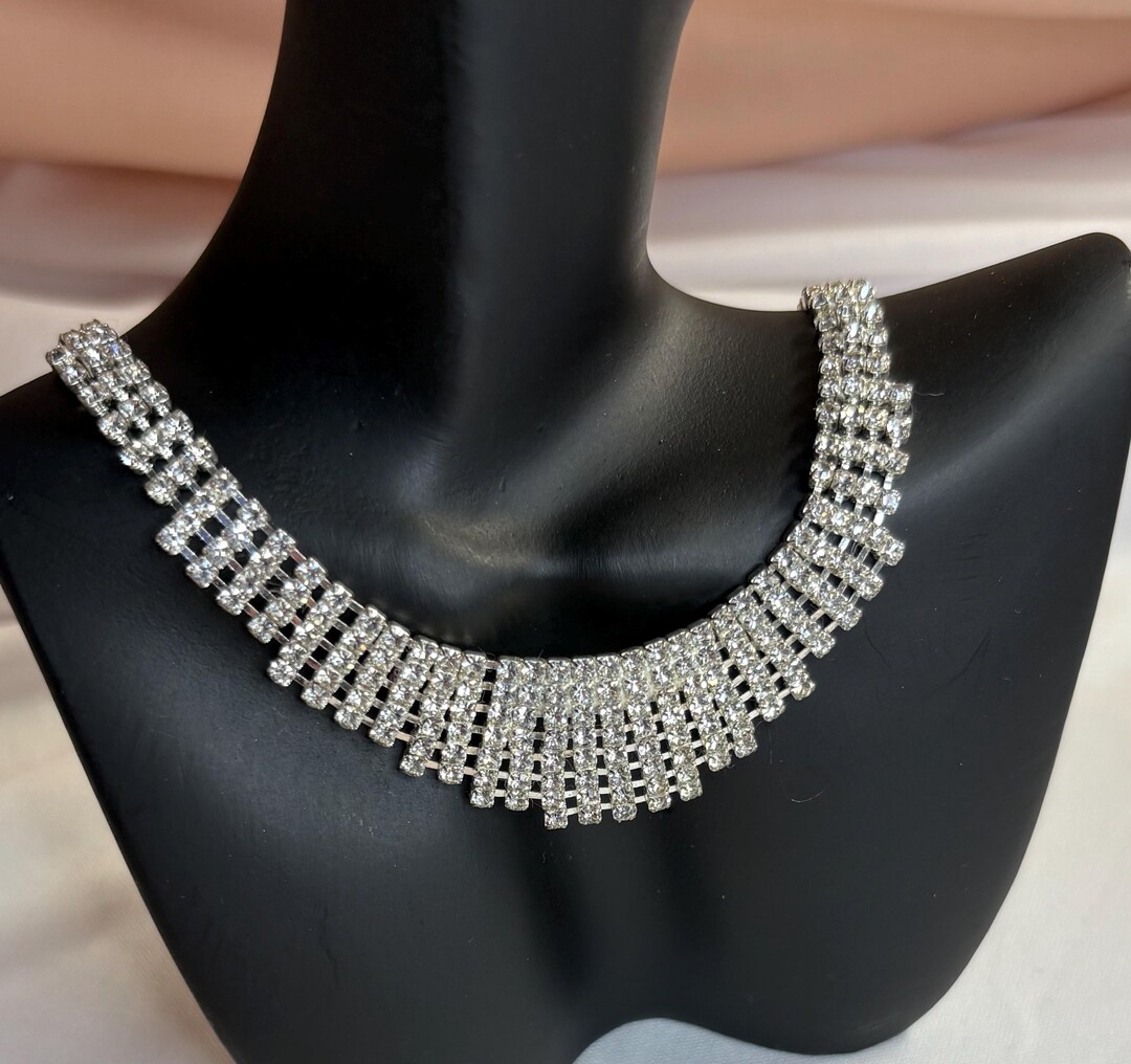 Stunning Vintage Electric Blue Art Deco Diamante Necklace. Rhinestone ...