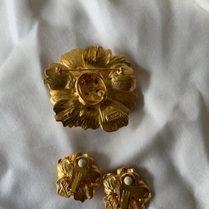 80s IVANA Gold Flower Brooch and Earring Set - Etsy