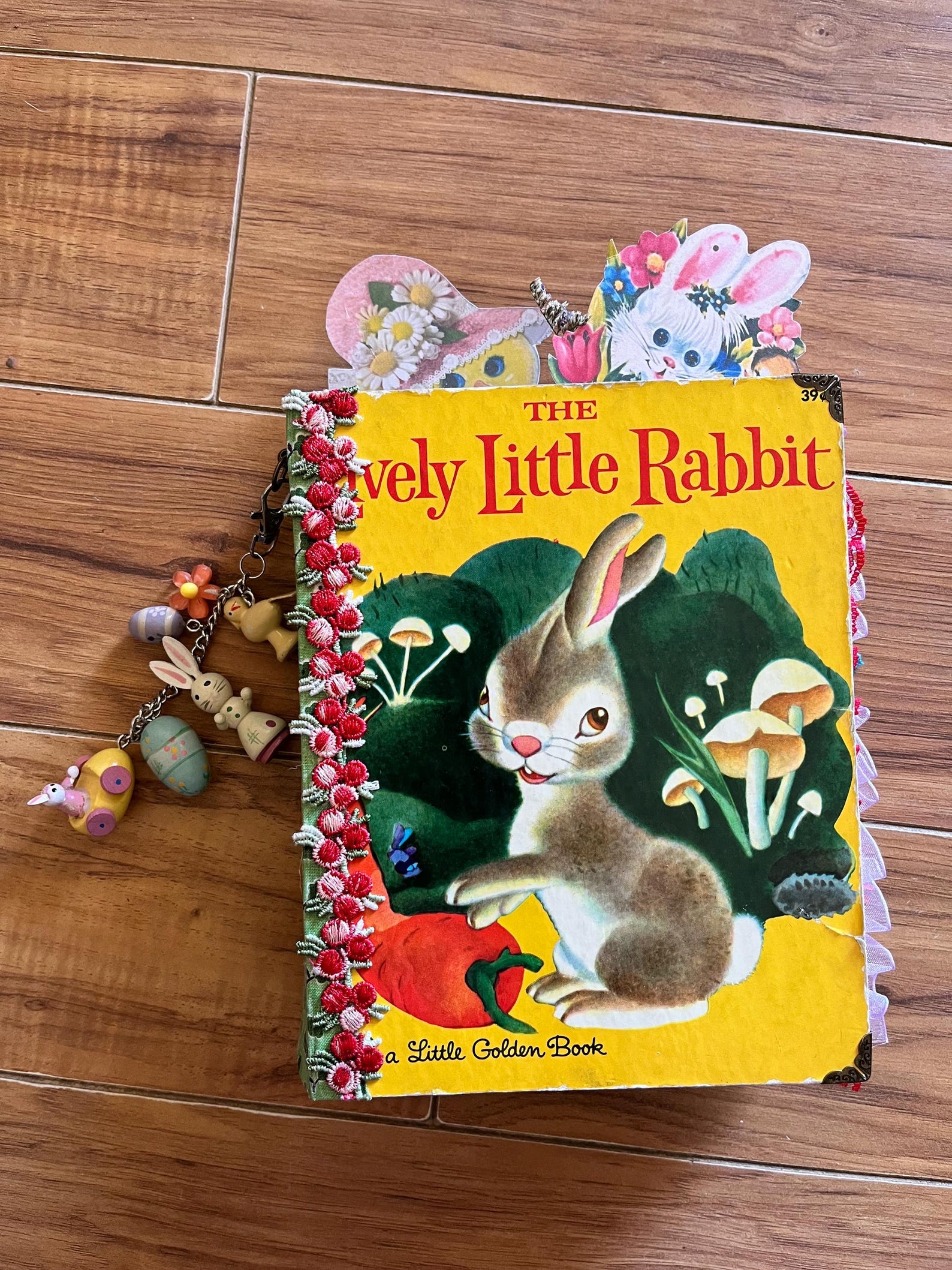 Lively Rabbit Easter Junk Journal - Etsy