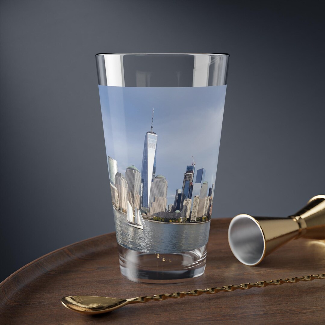 New York City Skyline Mixing Glass, 16oz | Manhattan Waterfront Bar ...