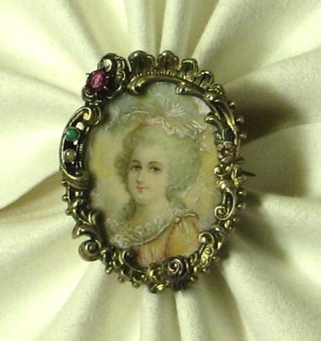 Vintage Victorian Rococo Revival Painted on Glass Silver Brooch - Etsy